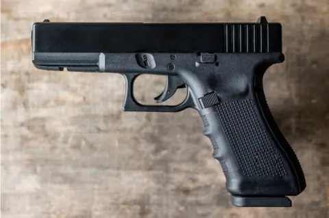 Man tried to buy gun after Dunblane research