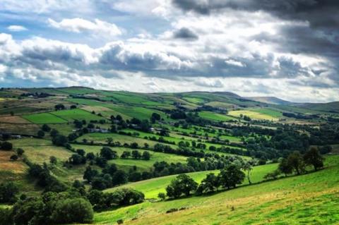 Five reasons why Lonely Planet loves England - BBC News