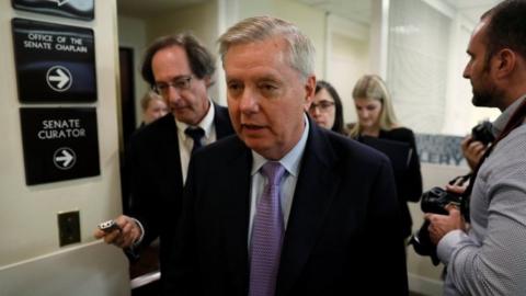 Top Republican drafting bill to protect special counsel - BBC News