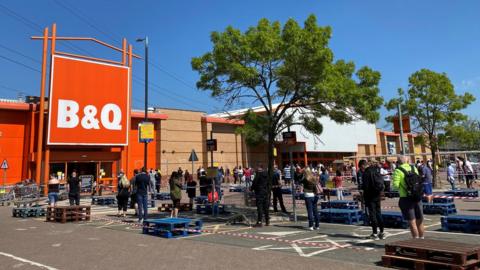 Newspaper headlines: PM back in No 10 ahead of plans to 'get UK moving ...