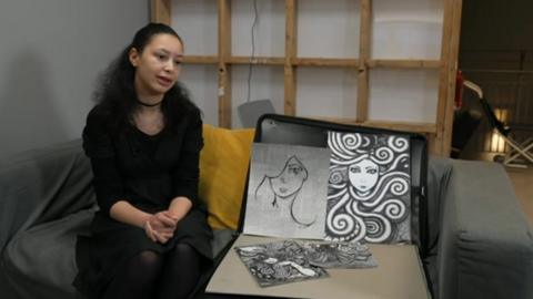 Tennessee students build robotic hand for new classmate - BBC News