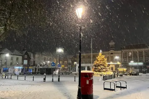 BBC Weather Watchers capture East's overnight snow