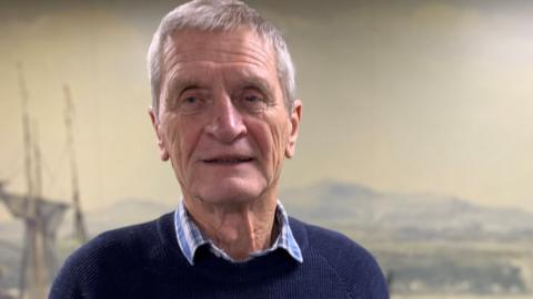 HMS Racehorse: Exhibition sheds light on historic Manx shipwreck - BBC News