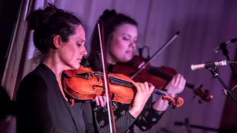 Manchester Collective: Award-winning group on a mission to shake up ...