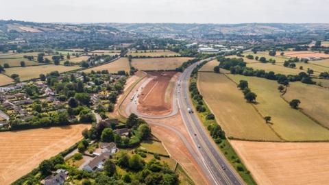 A361 Tiverton North Devon Link Road: Work paused - BBC News