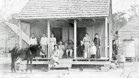 The washing away of Cajun culture - BBC News