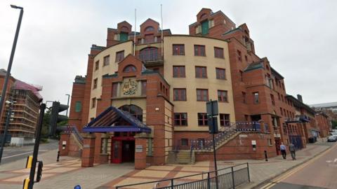 Halton Moor: Five men sentenced over Leeds estate disorder - BBC News