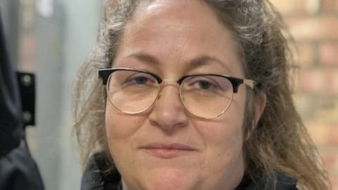 Self-harm hospital admissions up 22% for children aged eight to 17 - BBC News