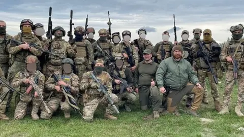 Ukrainian soldiers trained by Worcestershire martial arts expert