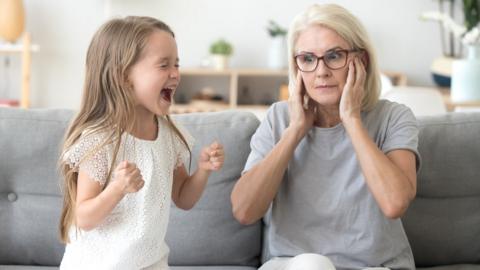 Educación: qué es la "crianza positiva" y cómo puedes usarla para ser ...