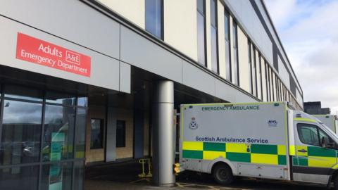NHS Scotland: Record number of A&E patients wait over eight hours - BBC ...