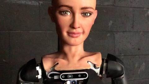 Why teaching robots to blink is hard but important - BBC News