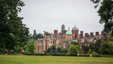 Prince William kicks off Sandringham race on Father's Day