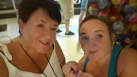 Woman would be alive if Met Police had helped her - mother