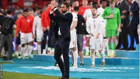 Euro 2020 final: England beaten by Italy on penalties - BBC Sport