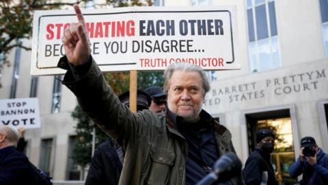 Steve Bannon sentencing: Jail term shows January 6 risks for Trump ...
