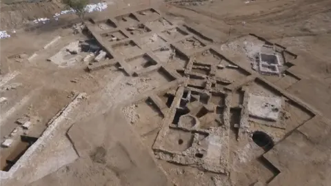 Israelis find rare Roman fish sauce factory
