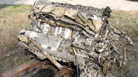 Spitfire pilot to get hero's funeral 74 years after death - BBC News