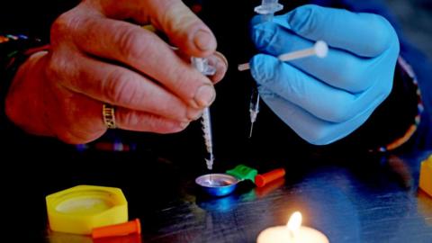 Canadian province experiments with decriminalising hard drugs - BBC News