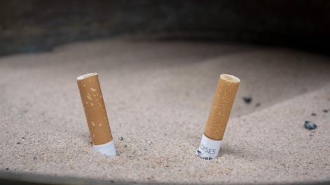 "Fumar como castigo": la simple receta de una doctora brasileña que ...