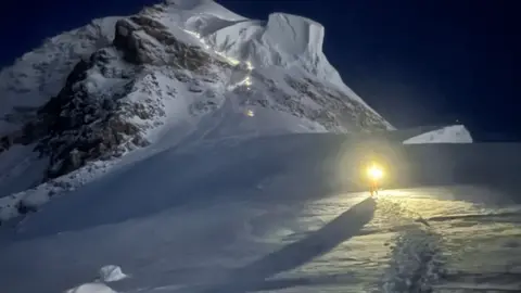 K2: Climbers deny walking by dying guide in bid to break record