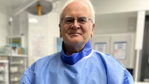 Hull Royal Infirmary uses X-ray guided surgery to remove blood clots