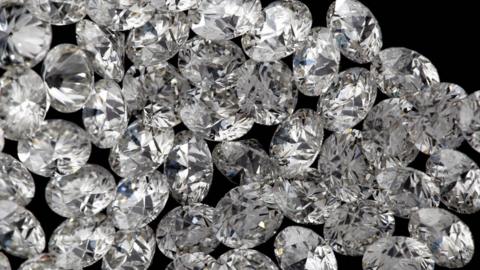 The revolution underway in India's diamond industry - BBC News
