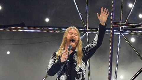 Eurovision 2022: How Sam Ryder turned things around for the UK - BBC News