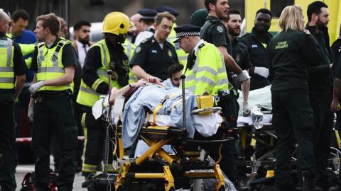 London attack: Pictures from Westminster terror attack - BBC News