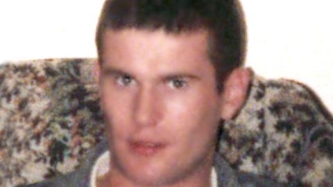 David Miller murder: Victim found days after police calls - BBC News