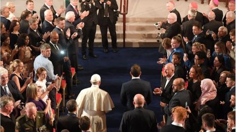 In pictures: Pope Francis in Ireland - BBC News