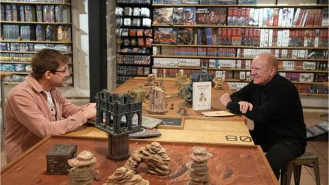Dungeons & Dragons: Why Hollywood is keen on a 50-year-old game - BBC News