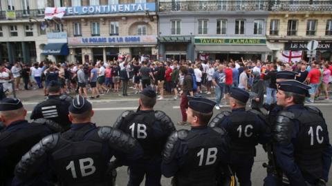 Football Banning Orders for more than 100 under-18s - BBC News