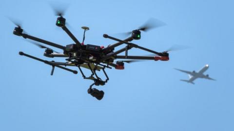 Drone-tracking system paves way for UK deliveries from air - BBC News