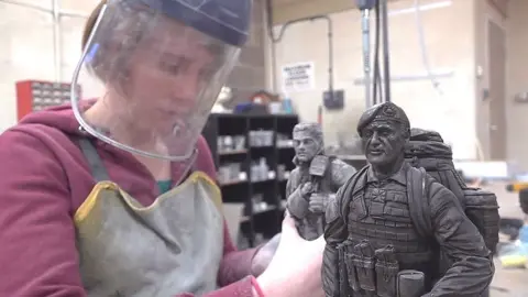 Scottish Conservatives: Carlaw and Ballantyne to contest party leadership