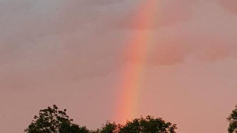 Pink rainbows spotted over south and west of England - BBC News