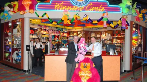 Dave & Buster's co-founder dies at 72