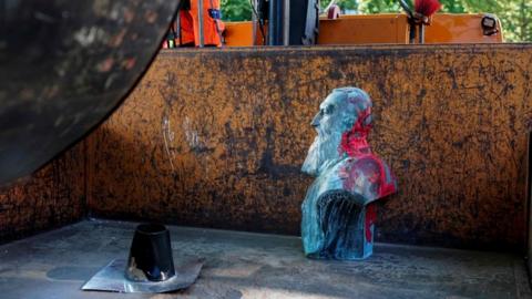 Leopold II: Belgium 'wakes up' to its bloody colonial past - BBC News