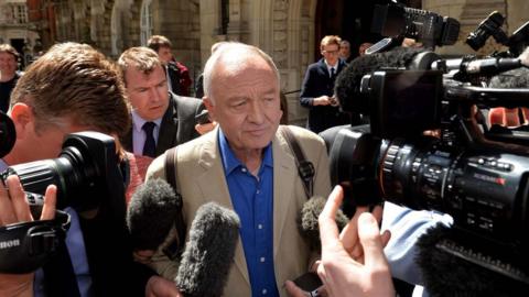 What's the difference between anti-Semitism and anti-Zionism? - BBC News