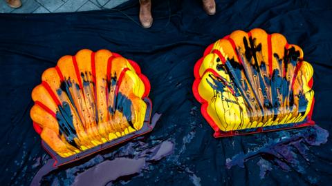 Climate change: Study pours cold water on oil company net zero claims ...