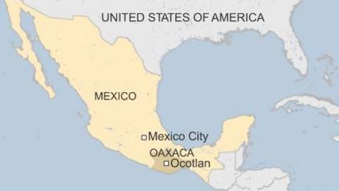 Central American migrants escape Mexico kidnapping - BBC News