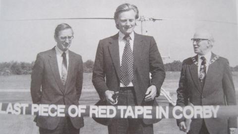 Corby: 'Devastating' steel works closure remembered 40 years on - BBC News