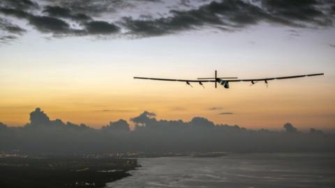 Solar Impulse grounded for 2-3 weeks - BBC News