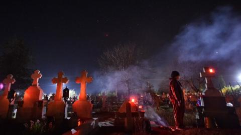 Coronavirus Easter Celebrations Continue Under Lockdown Bbc News