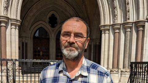 Salford rape appeal: Andrew Malkinson says clearing his name is vital ...