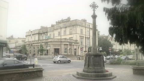 Army flying memorial unveiled at Middle Wallop - BBC News