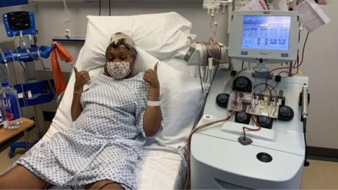 Sickle cell patient gets world-first NHS test - BBC News