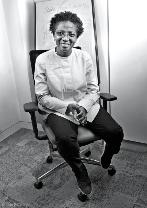 Portraits of Black Female Professors - BBC News