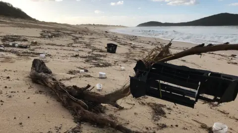 Australian beaches covered with rubbish from lost sea cargo