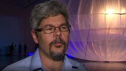 Google executive leaves after sexual harassment claim - BBC News